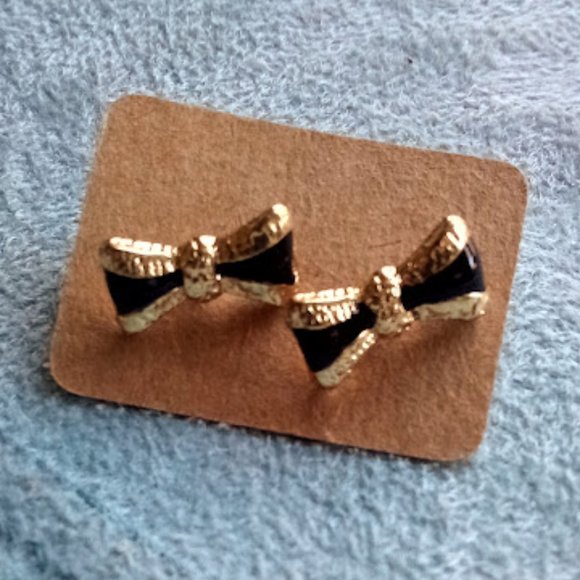 Jewelry | Cute Cute Tiny Bows On Your Ears | Poshmark